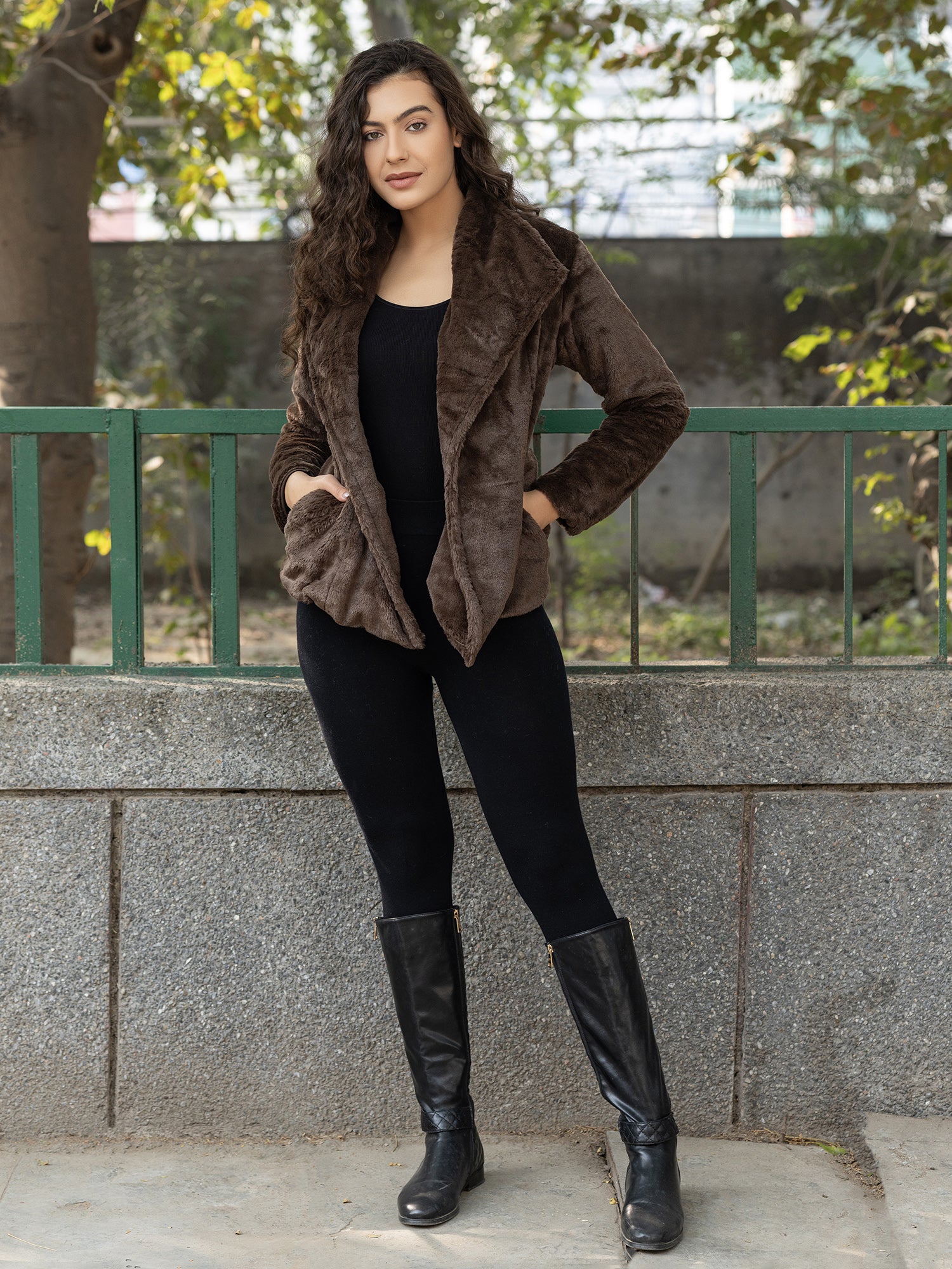 Short Fur Jacket with big collar in Brown – Mabish Store