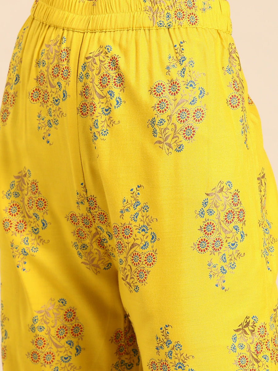 Buy Box Pleated flare kurta with palazzo in Yellow for Women